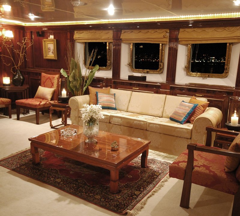 KALIZMA Yacht Charter Details, Ramage & Ferguson | CHARTERWORLD Luxury ...